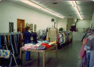 How to open a (wildly successful) consignment shop | Auntie Kate The ...